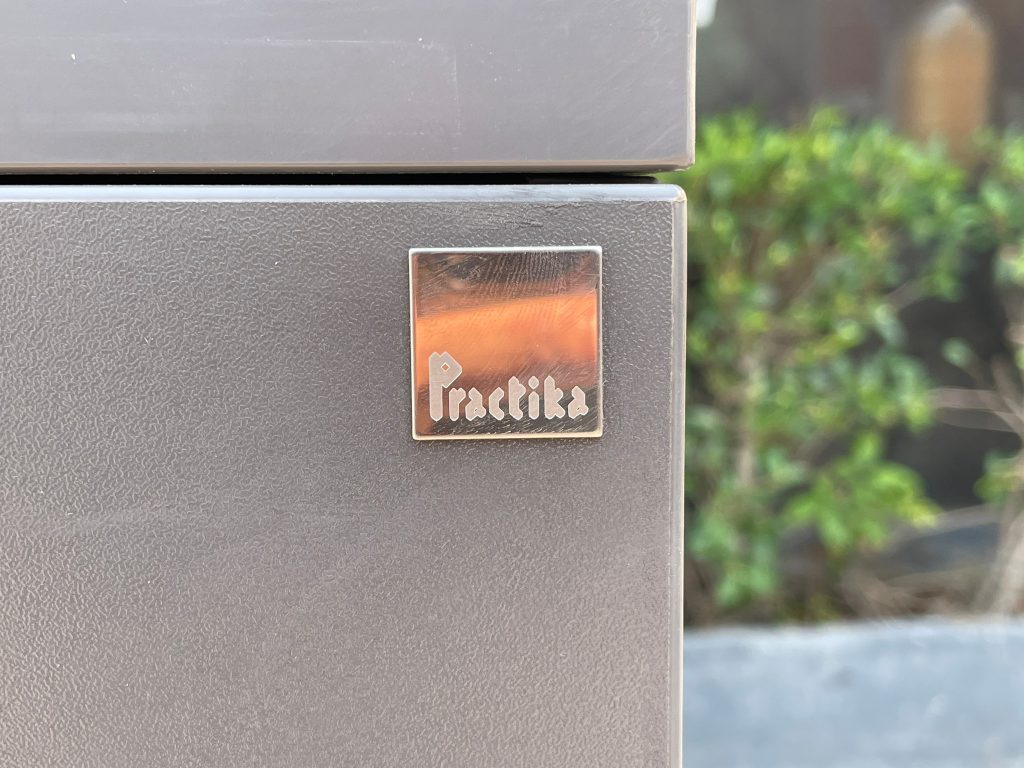 ตู้เอกสาร 3 บานเปิด สีเทา แบรนด์ Practika - 777 เฟอร์นิเจอร์ | เฟอร์นิเจอร์นานาชาติ ...