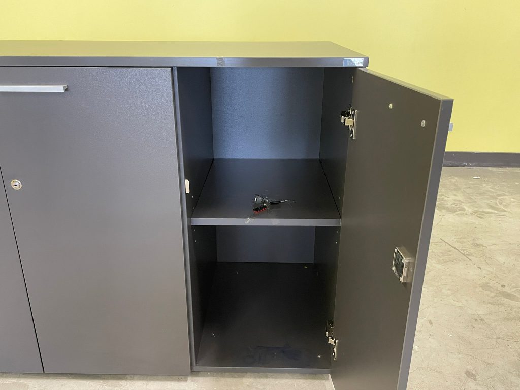 ตู้เก็บเอกสาร แบรนด์ Practika 3 บานเปิด ไม้ MDF สีเทา - 777 เฟอร์นิเจอร์ | เฟอร์นิเจอร์นานาชาติ ...