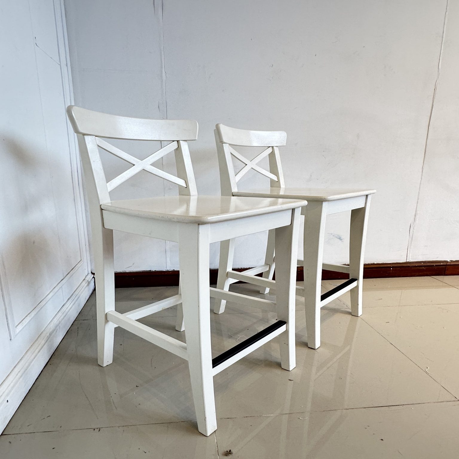 เก้าอี้บาร์ แบรนด์ IKEA รุ่น INGOLF โครงขาไม้ยางสีขาว - 777 ...