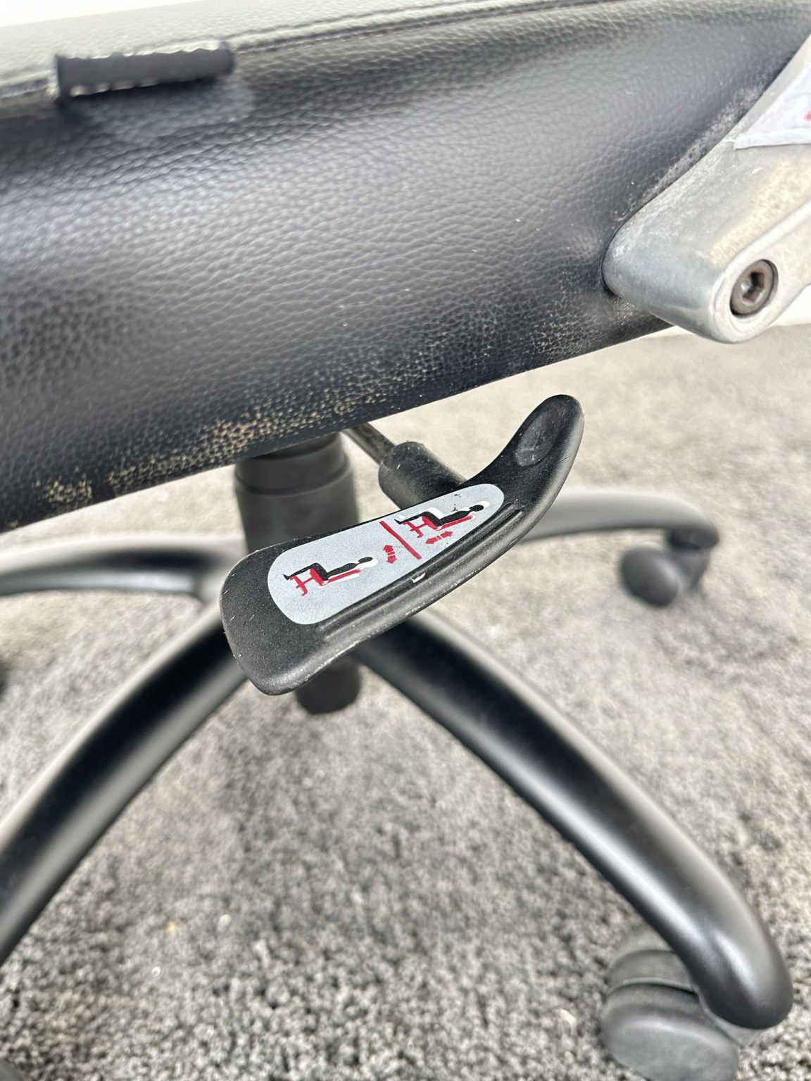 เก้าอี้สำนักงาน แบรนด์ MOFLEX เบาะหุ้มหนัง PU สีดำ - 777 เฟอร์นิเจอร์ | เฟอร์นิเจอร์นานาชาติ ...